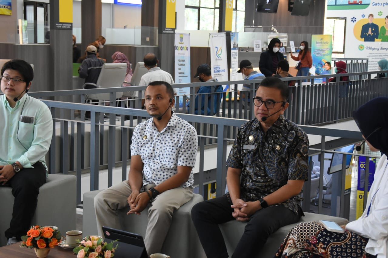 Genjot Investasi Bagi UMKM, Pemkot Bandung Permudah Perizinan - Warta ... Genjot Investasi Bagi UMKM, Pemkot Bandung Permudah Perizinan - Warta ...